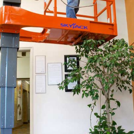 Scissor lift & Boom lift for sale - New equipment | Skytech Elevation